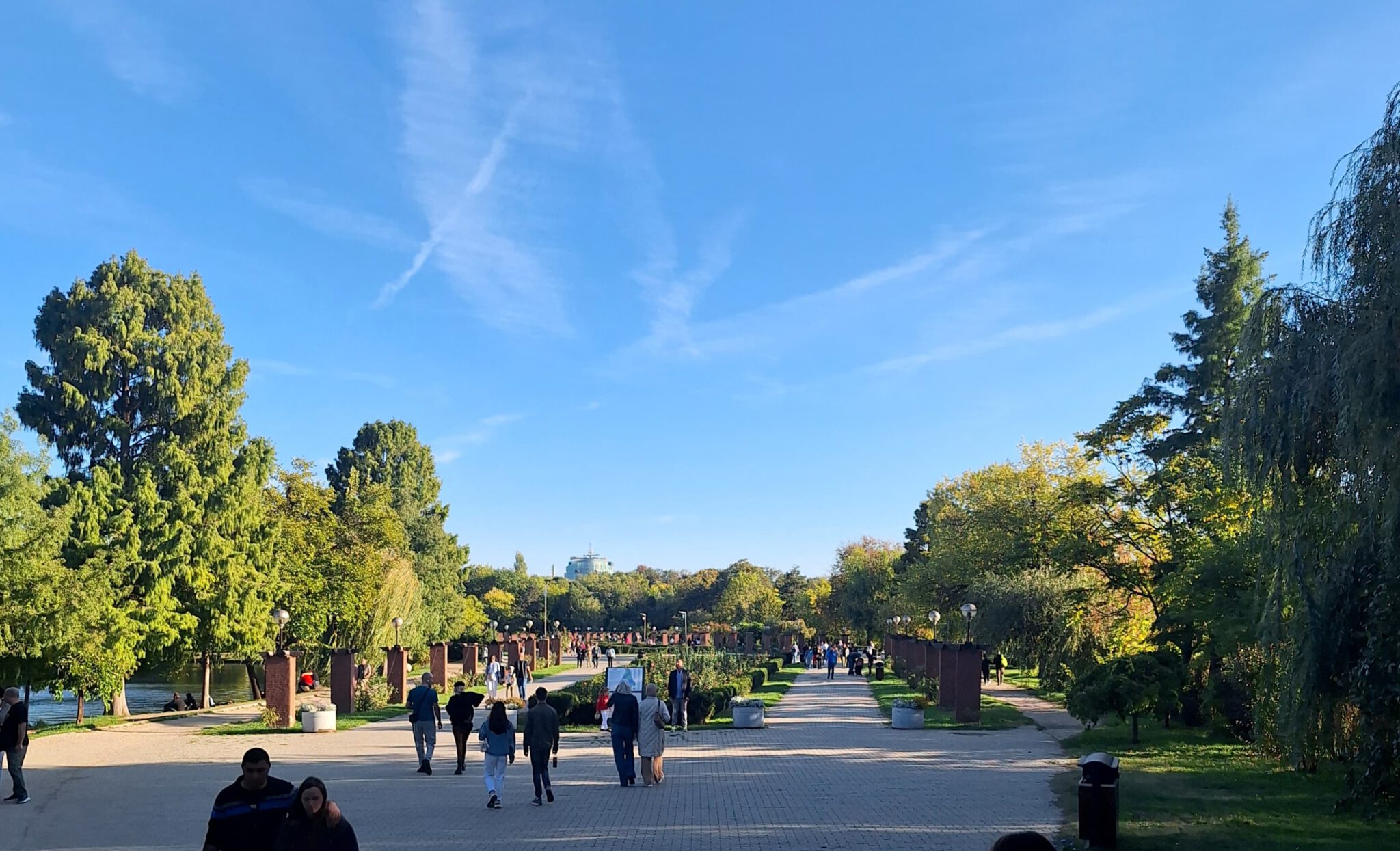 Ontdek de Roemeense stad Boekarest - The Travel Daisy