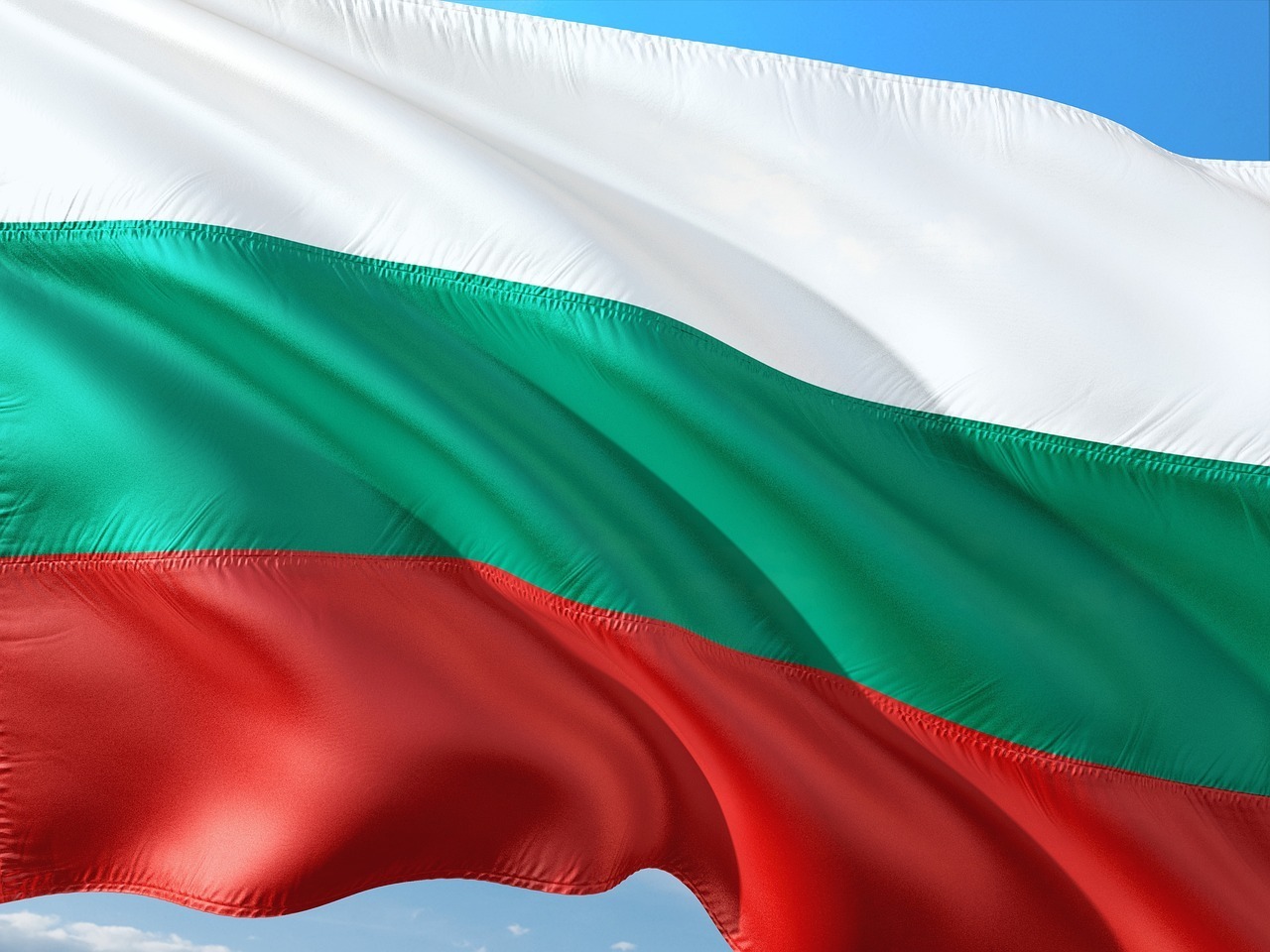 Vlag van Bulgarije - The Travel Daisy